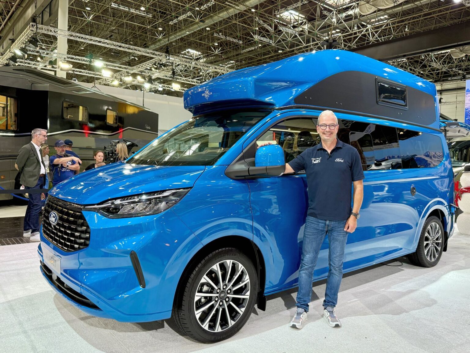 Ford Nugget L2 high roof at the Nugget Store - new at the trade fair